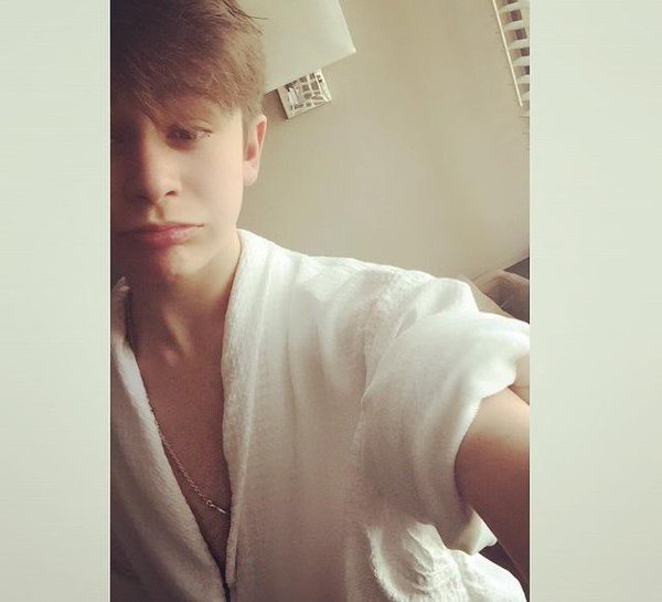 Bars and Melody : Ciekawostki o Leondre Devries