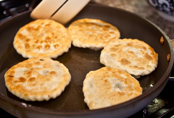 how to make Tibetan Bread (Balep Korkun) : Food Recipe