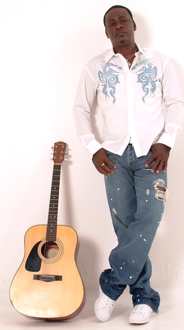 Reggaediscography: SINGING MELODY - DISCOGRAPHY: (Reggae Singer)