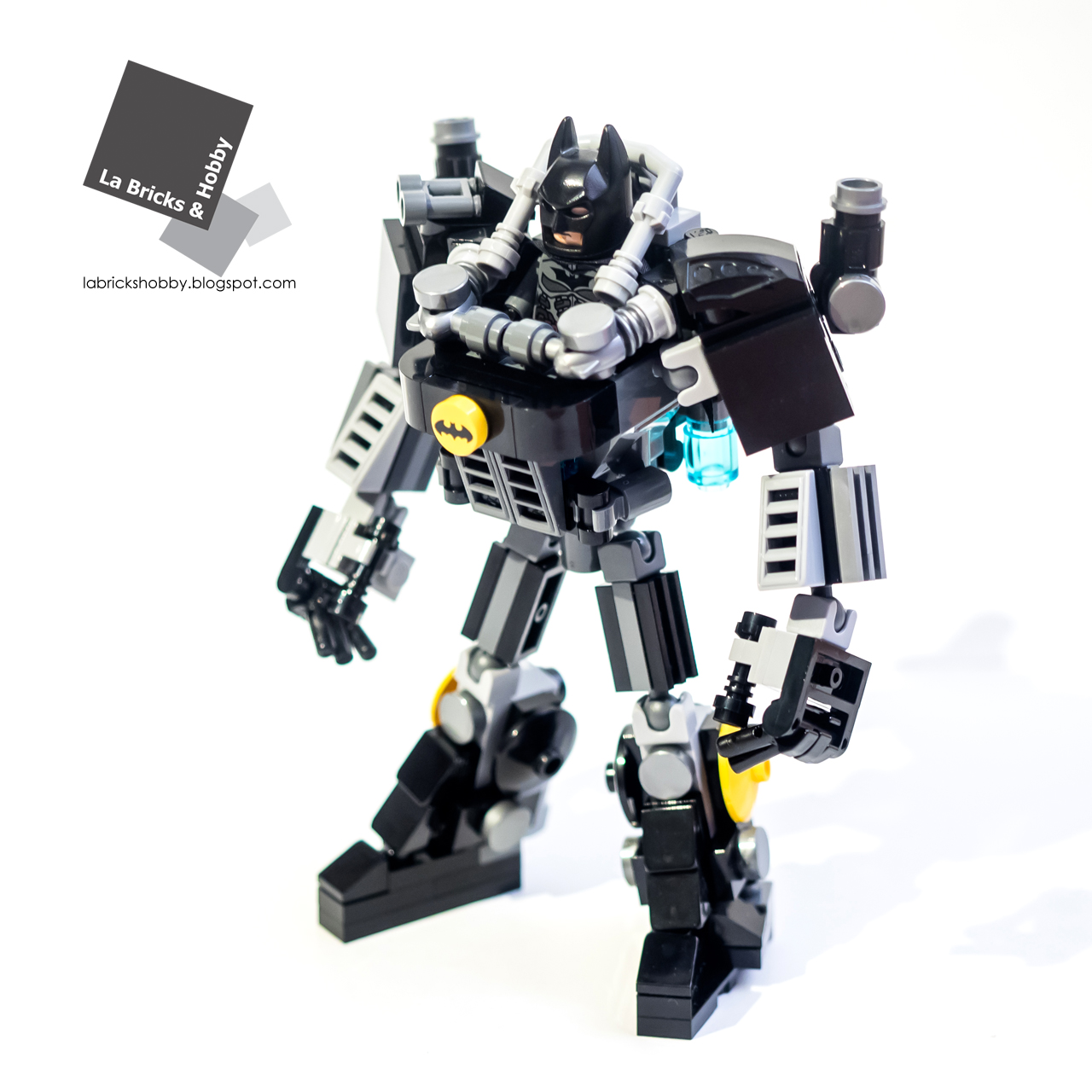 La Bricks & Hobby: Updated Batman's Mech Armor