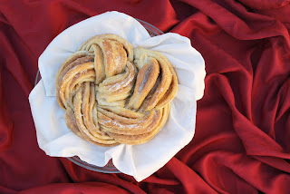 Step by Step Gourmet: Cinnamon Rose Bread