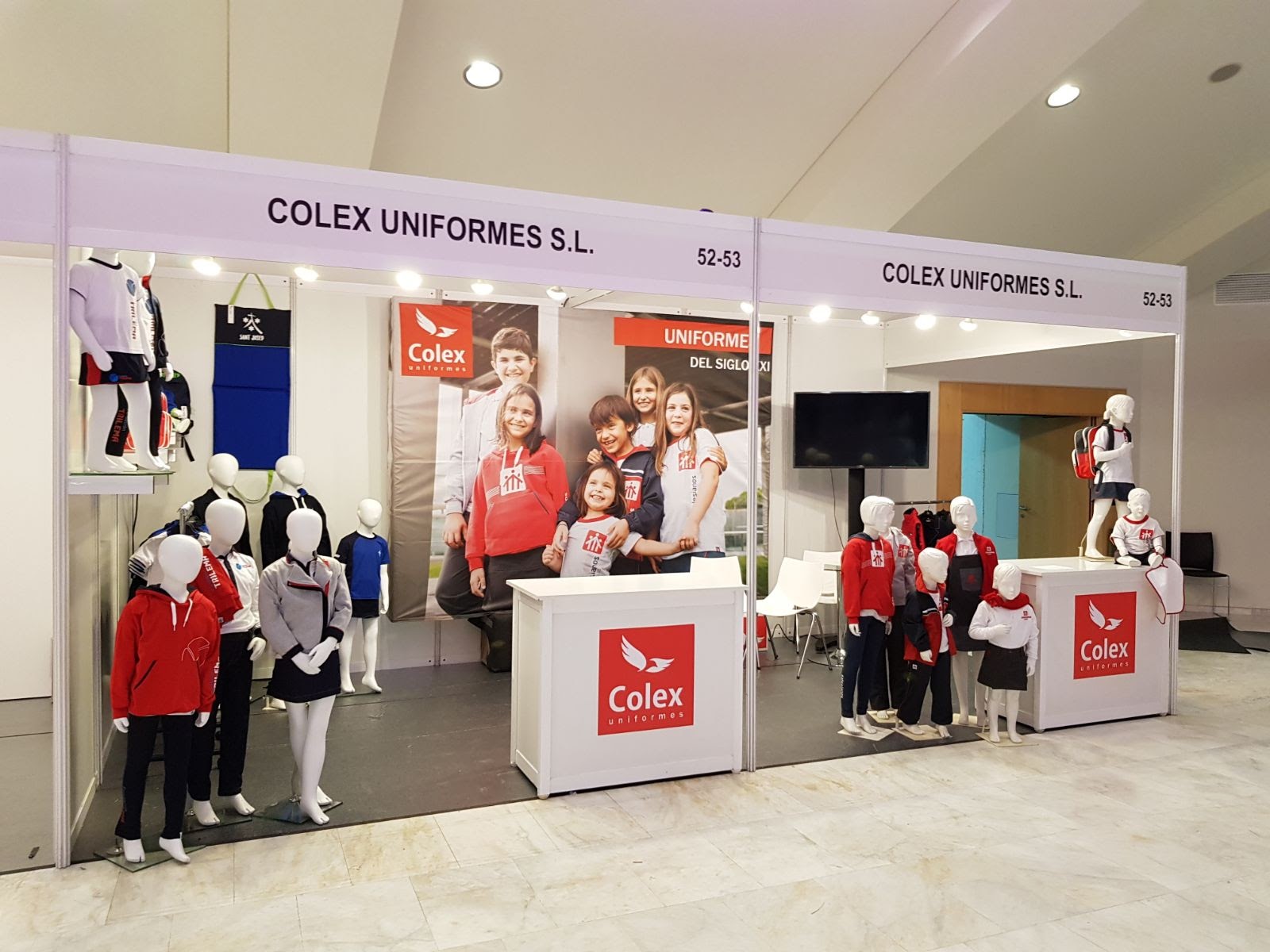 UNIFORMES ESCOLARES COLEX: COLEX CON ESCUELAS CATÓLICAS EN SU CONGRESO ANUAL: EMOCIONA