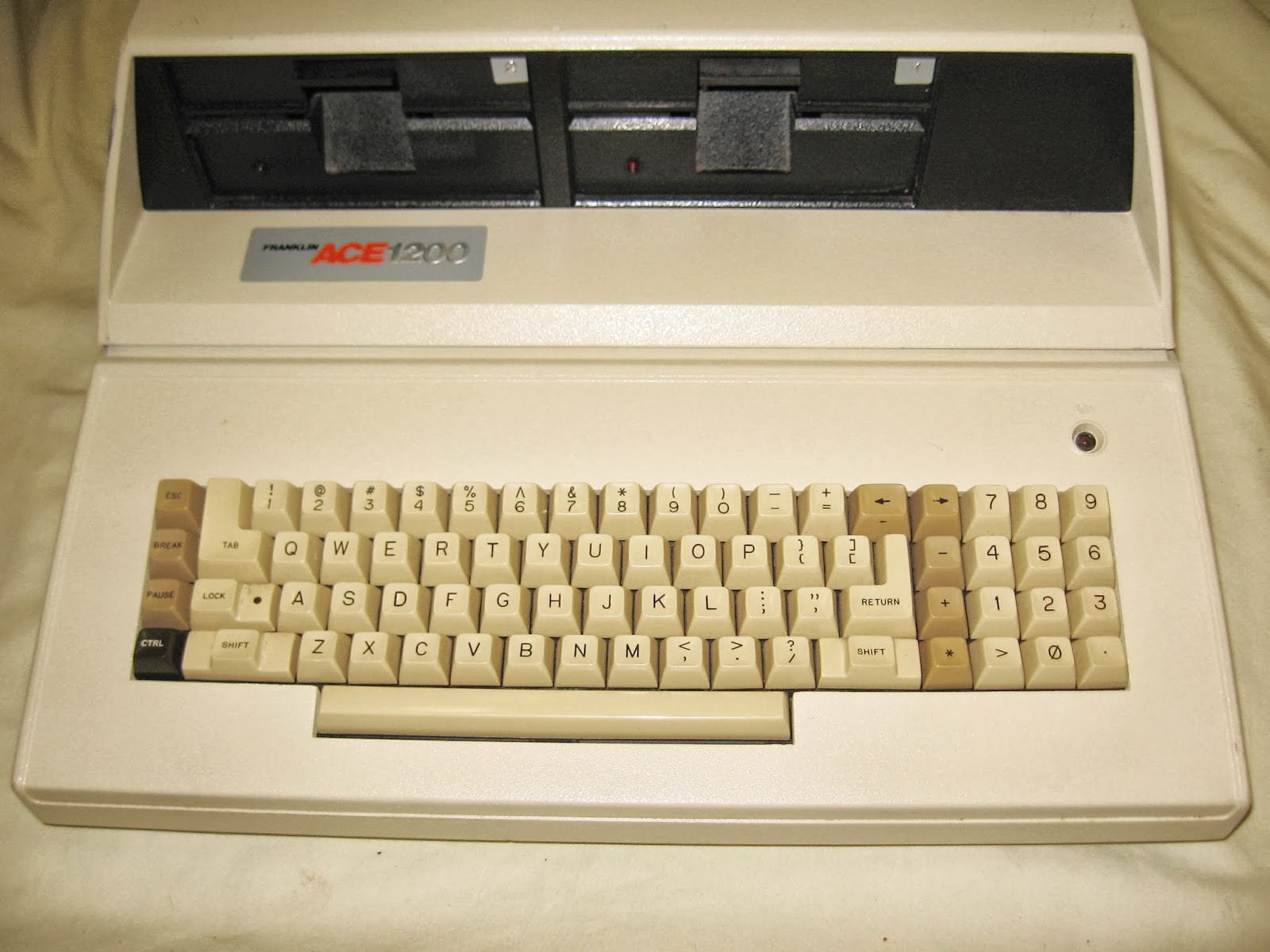 Computer museum, Hobbyist, Computers, Microcomputers, and Amateur Radio ...