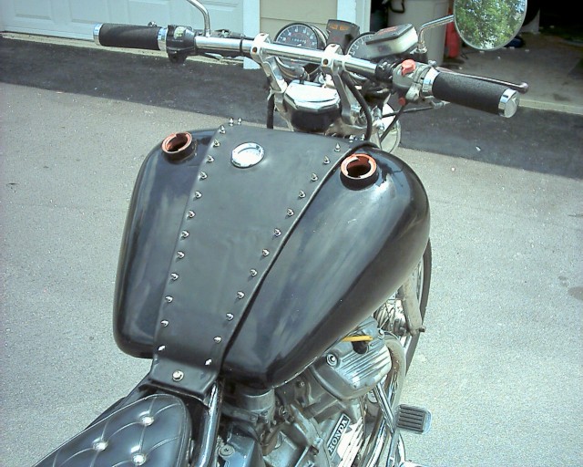 Modified Motorcycles by ChopperCharles: Built a Fatbob tank!