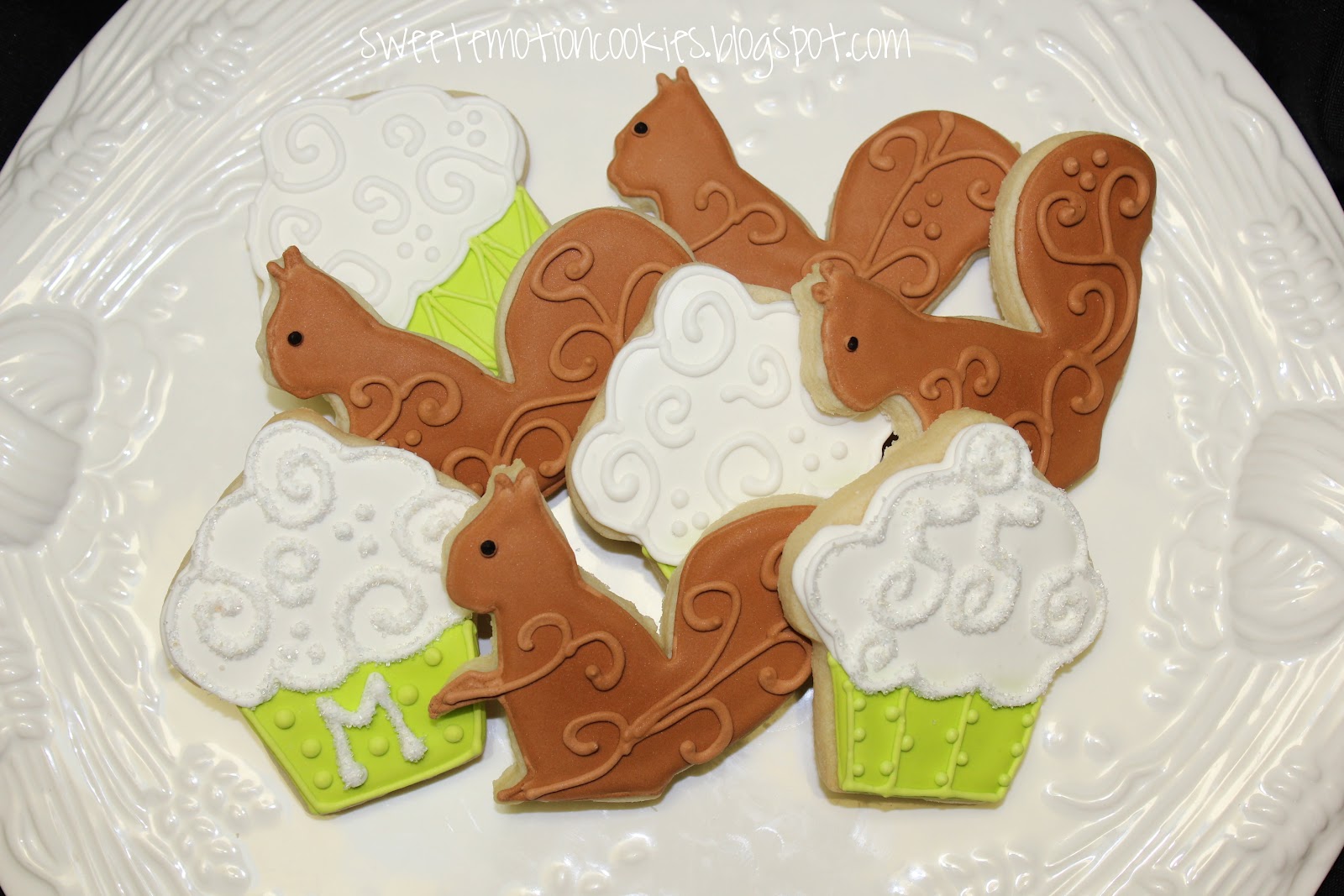 Sweet Emotion: Squirrel, Cupcakes & Palm Tree Cookies