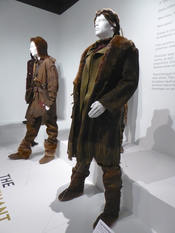 Hollywood Movie Costumes and Props: Oscar-nominated movie costumes from ...