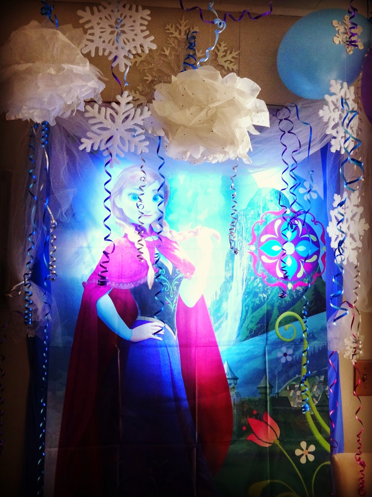 Adventures at Greenacre: DIY Frozen Party Ideas
