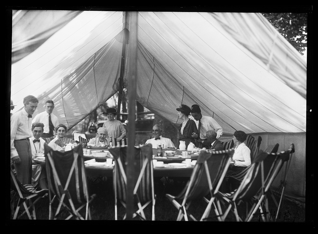 Rare Vintage Photographs of President Warren G. Harding Auto-Camping ...