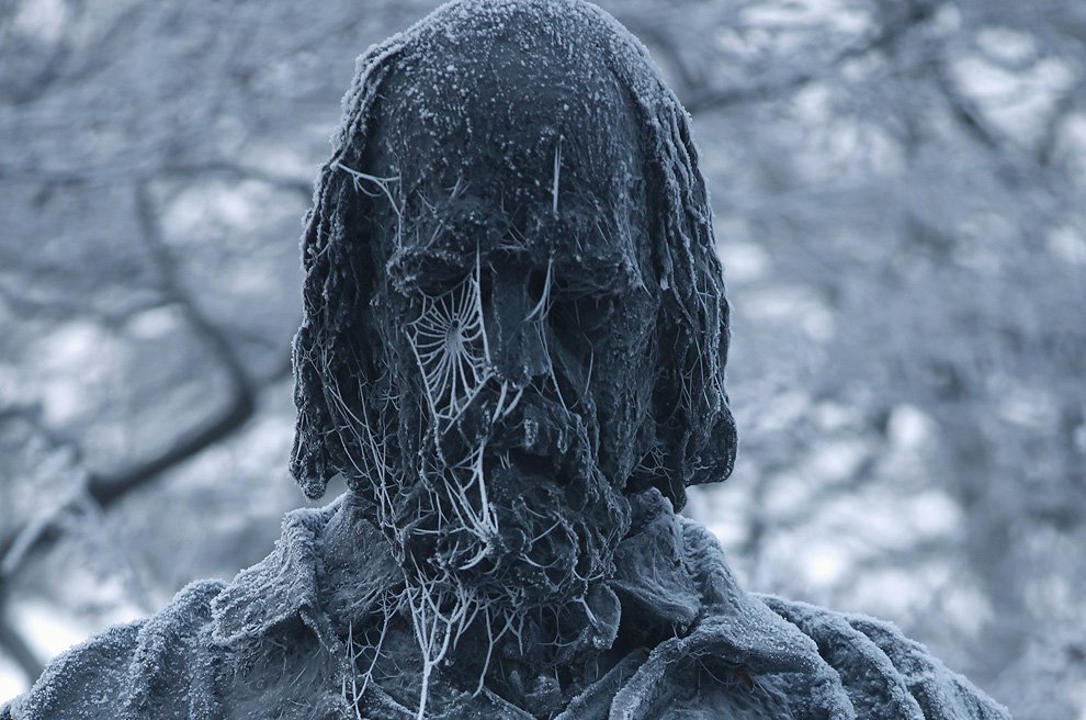 Marieaunet: Christopher Furlong