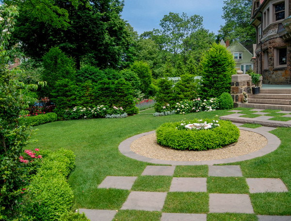 Garden And Patio Ideas: The Stunning Grass Checkerboard Landscaping Ideas