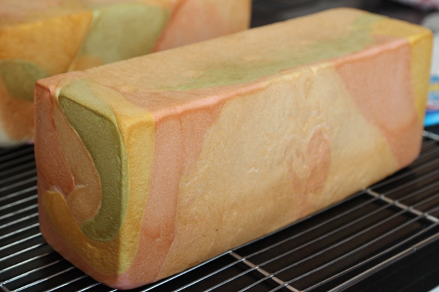 Sederet Info tentang Roti Tawar | Basilicha