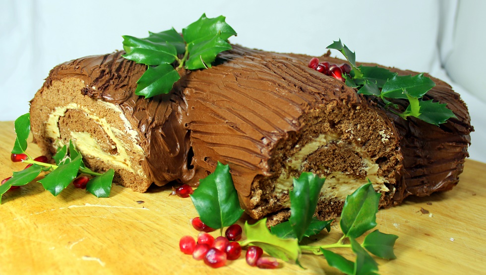 52 Ways to Cook: Mocha Yule Log - 52 Cakes and Pies at Home