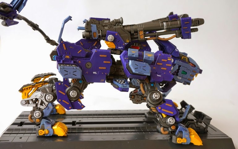 Custom Build: HMM 1/72 ZOIDS Liger Zero Panzer "HYBRID MODE"