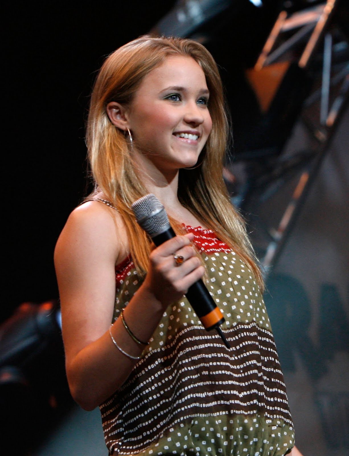 Emily Osment - Radio Disney Totally 10th Birthday Concert 2006 | Oscars ...