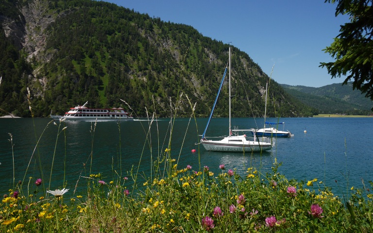 Tirol - Uma região encantadora VIAJAR é alargar os nossos horizontes ...