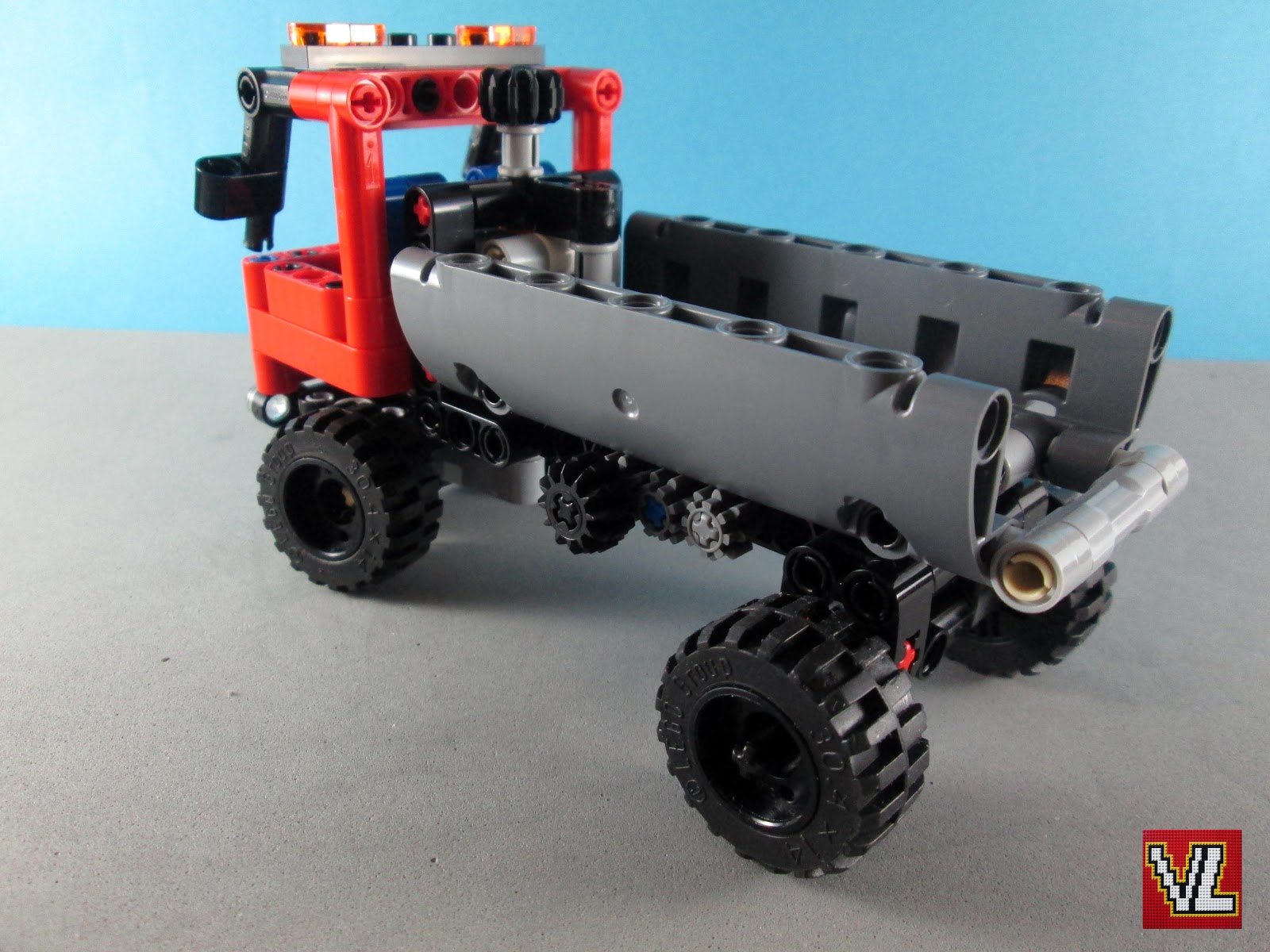 VIVOLEGO: Hook Loader - modelo 1