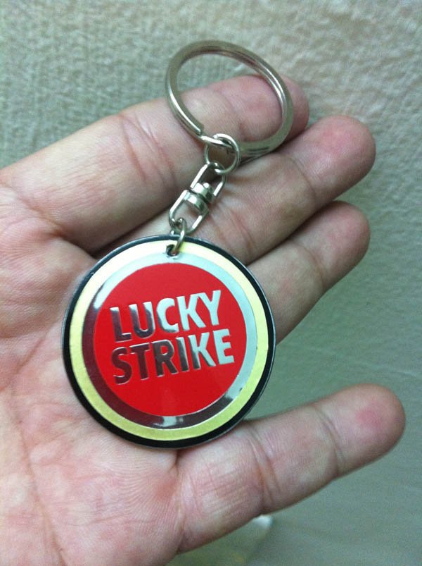 Retro and Vintage Garage: Lucky Strike KeyChain