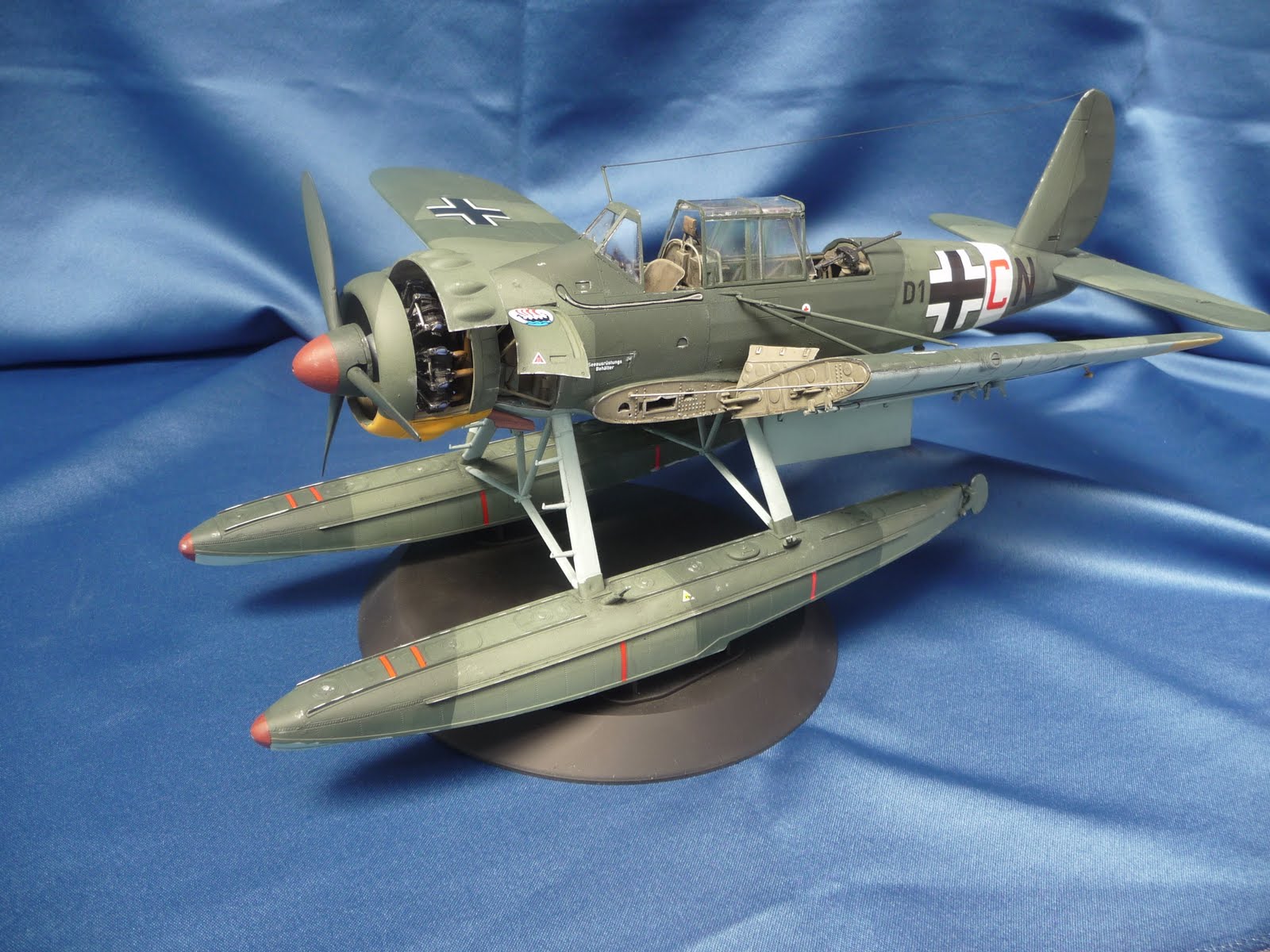 MODELLOURS WORKSHOP: Revell Arado Ar 196 in 1/32 scale
