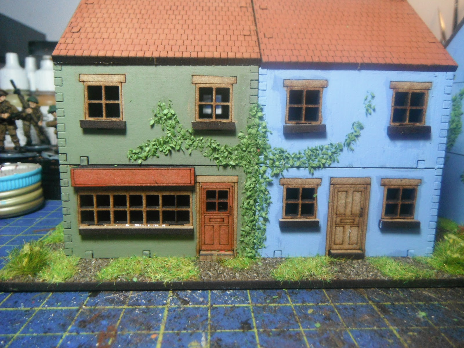 A figure painting therapy project.: Giving simple MDF buildings a makeover!