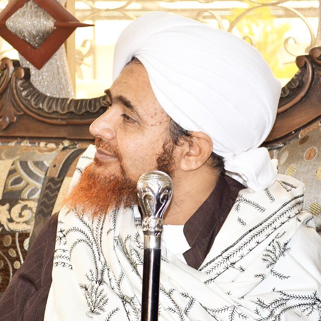 Kumpulan Foto Habib Umar bin Hafidz - FiqihMuslim.com
