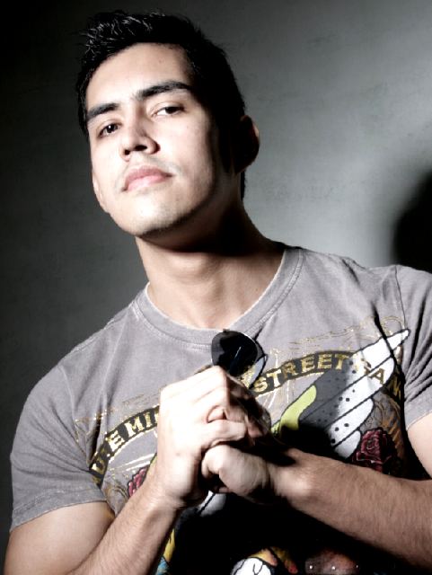 Redefining the Face Of Beauty : HUNK OF THE WEEK! "Bruno Kettels"