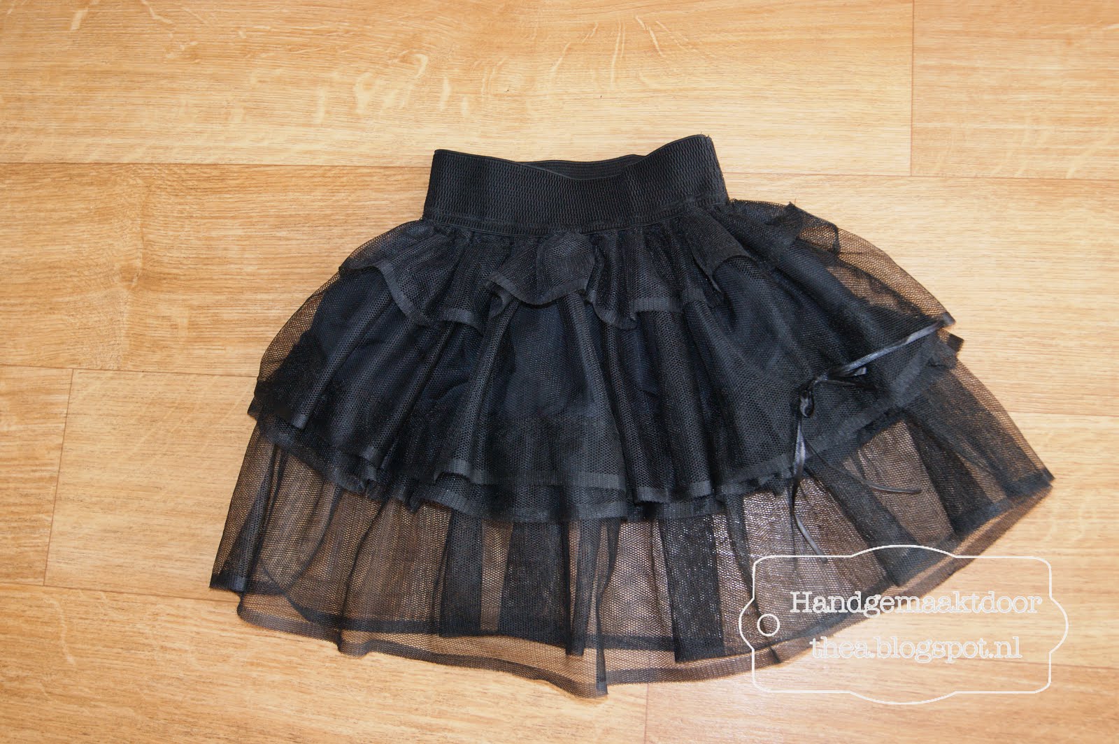 Handgemaakt door Thea: Hip zwart tule rokje