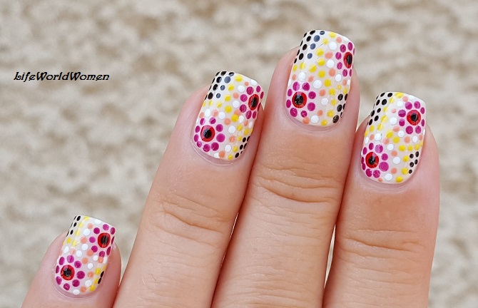 Life World Women: Colorful Summery Dotticure Nails