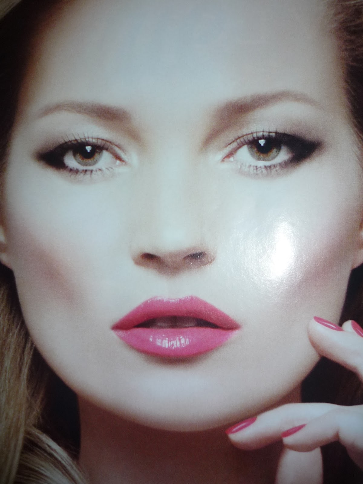 ¿COMO DISIMULAR LA BOCA PEQUEÑA? TRUCOS DE MAQUILLAJE ~ belleza y salud