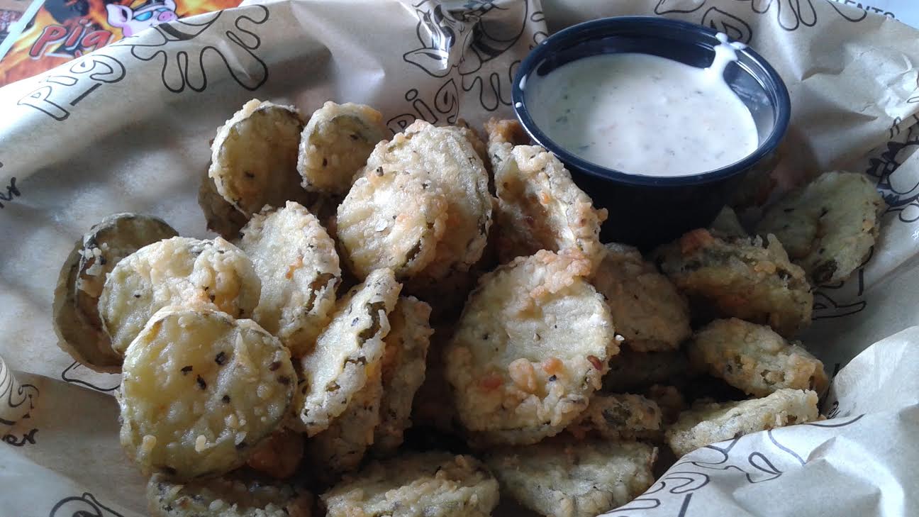 FRIED CHICKEN LIPS: Pig Tales Lake Lanier