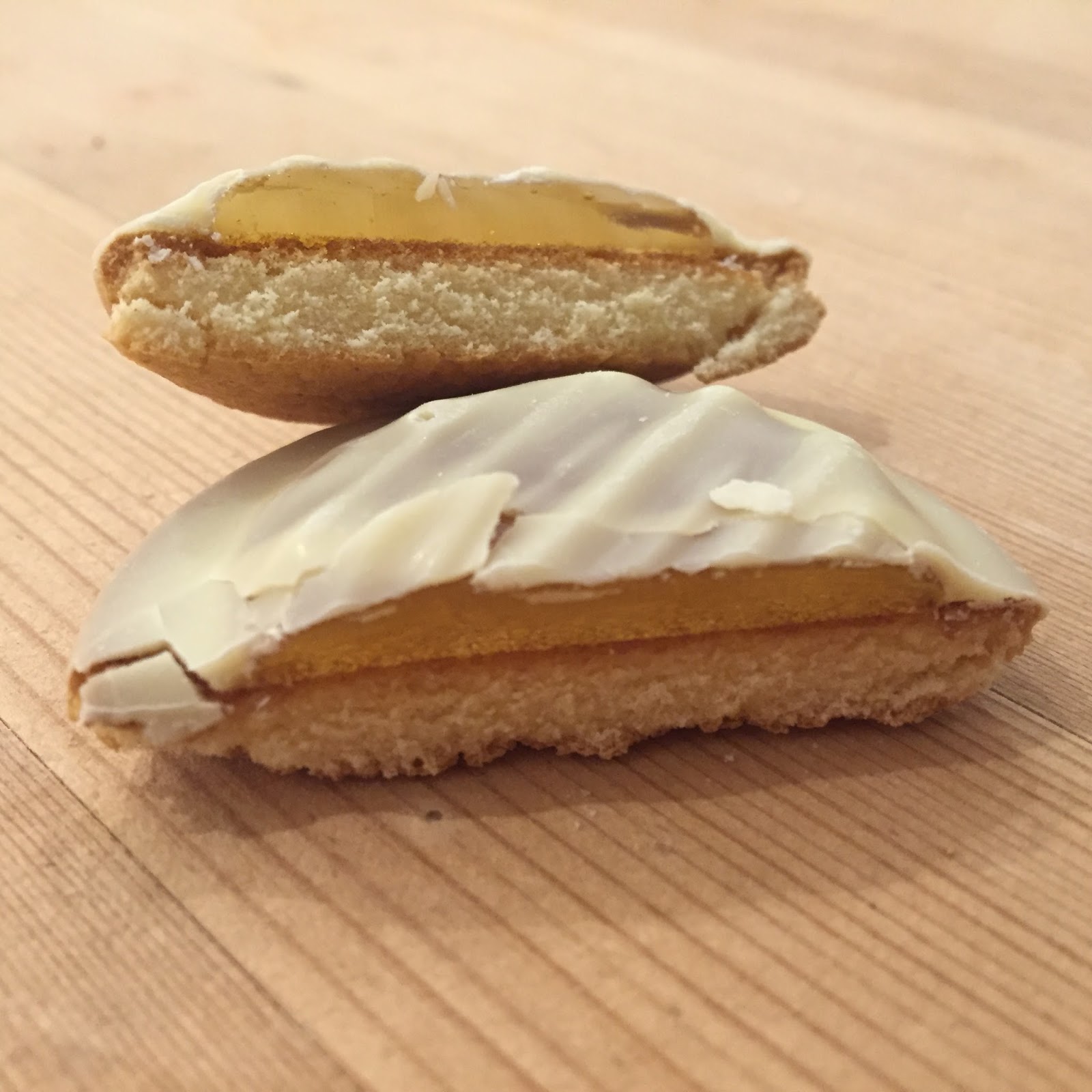 Archived Reviews From Amy Seeks New Treats: Party Banana Jaffa Cakes ...