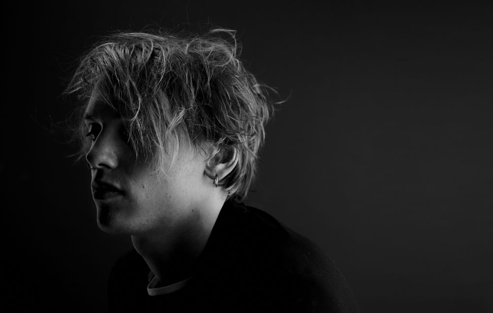 [Entrevista] Apreciação de Jamie Campbell Bower: de skate a Harry ...