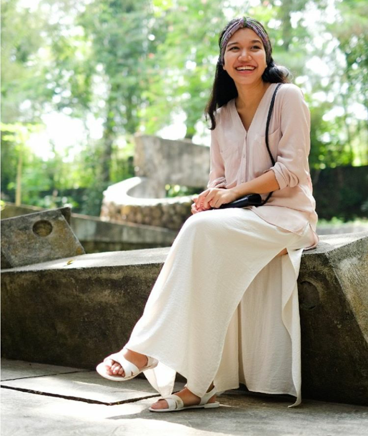 ΝΔBILΔ S ΔNJΔNI : 4 TIPS OUTFIT JALAN-JALAN KE YOGYAKARTA VERSI NSA