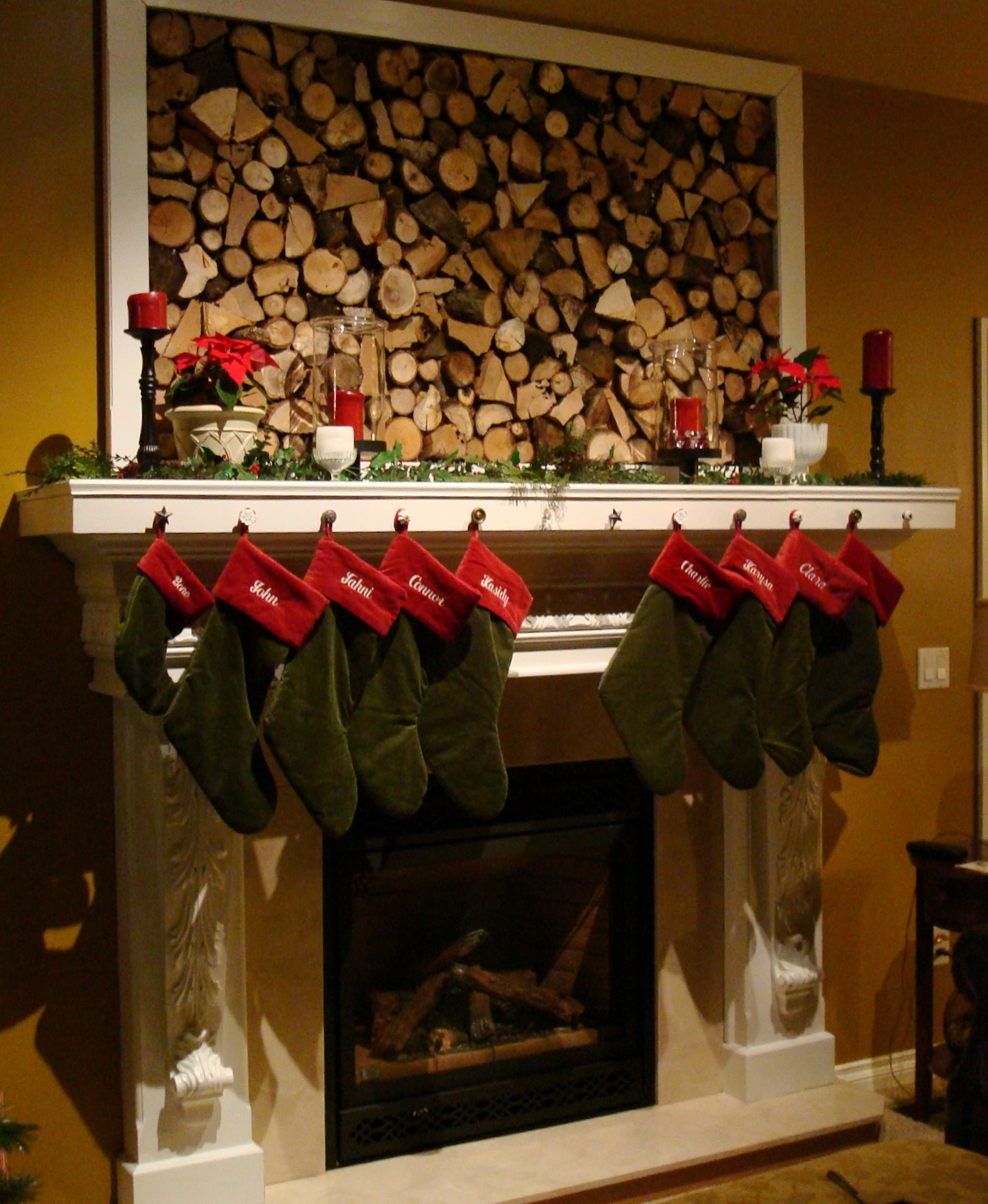 Rustchic: Stocking Mantel Topper