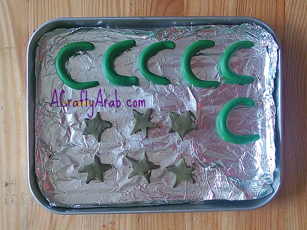 A Crafty Arab: Crescent Moon and Star Traveling Tic-Tac-Toe Tutorial