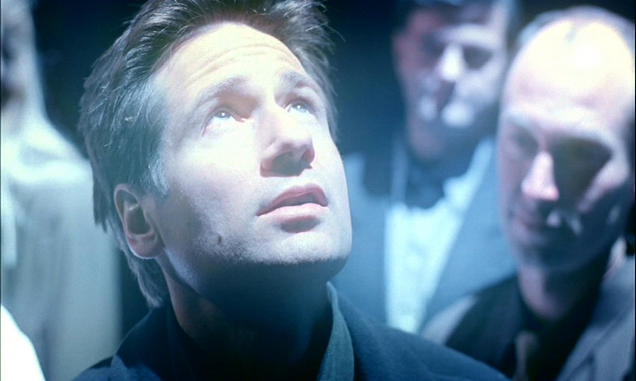 Sibling Cinema: X-Files S7E22: Mulder's dream comes true