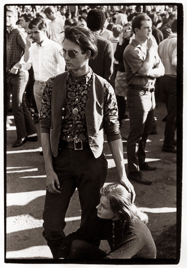 These Vintage Photographs of San Francisco Hippies in 1966-67 Reveal ...