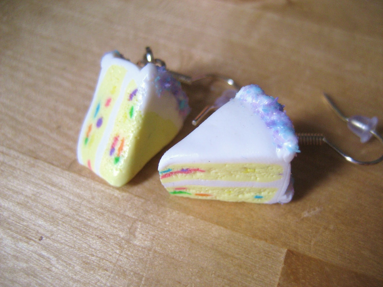 Cute Enough to Eat: Polymer clay tutorial: Cake slice charms!