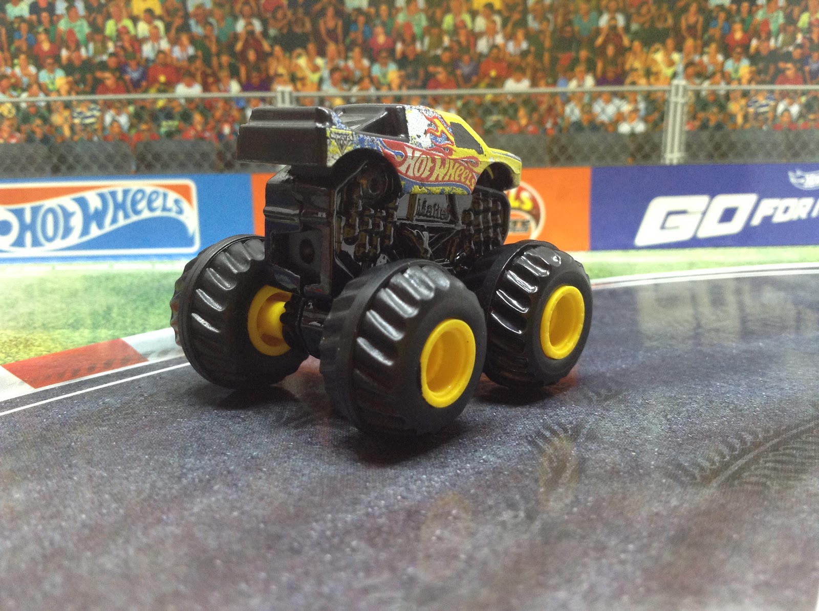 JULIAN'S HOT WHEELS BLOG: Team Hot Wheels Firestorm (2017 Monster Jam ...