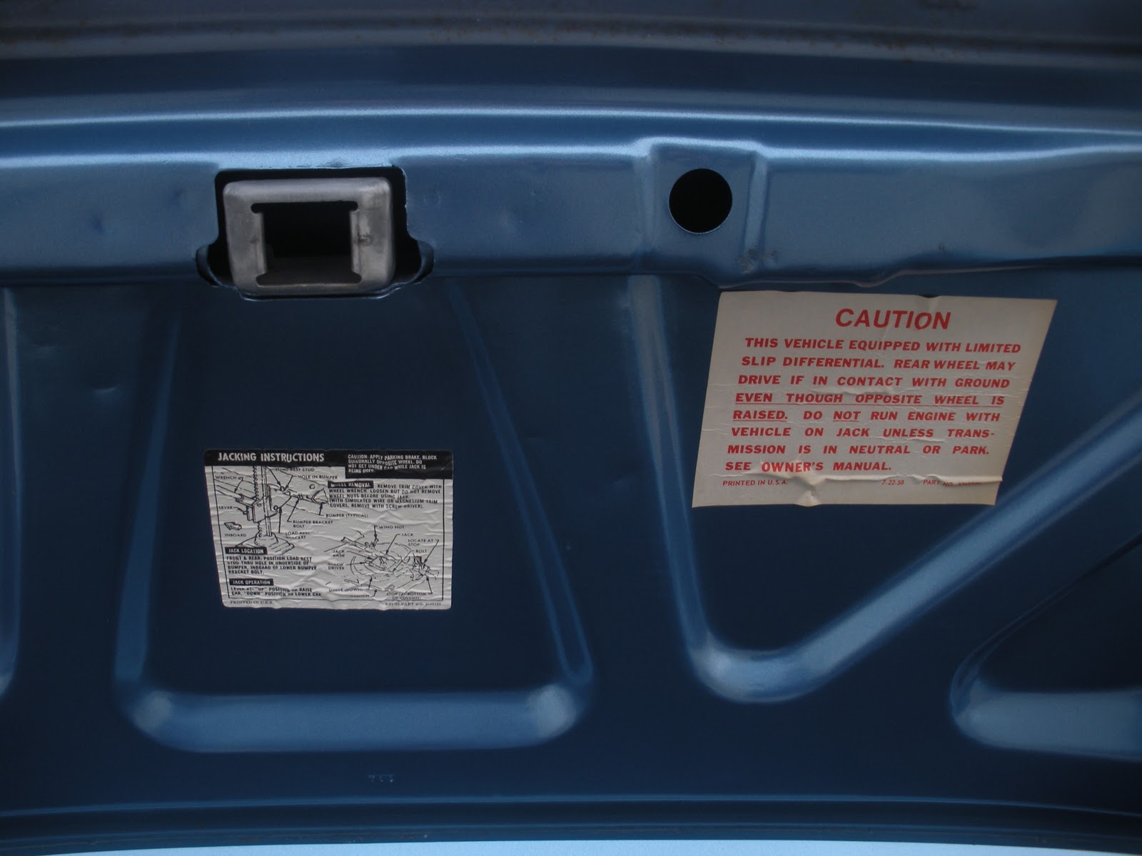 L30/M20 1967 Camaro: The Trunk