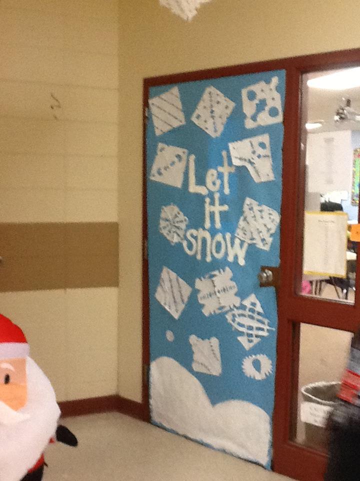 Creativity is Contagious...Pass it On: Christmas Door Decor-better late ...