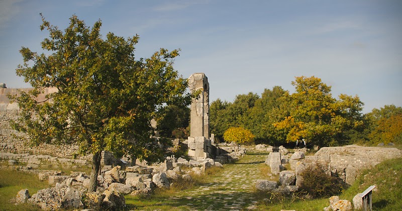 Il sito archeologico di Carsulae