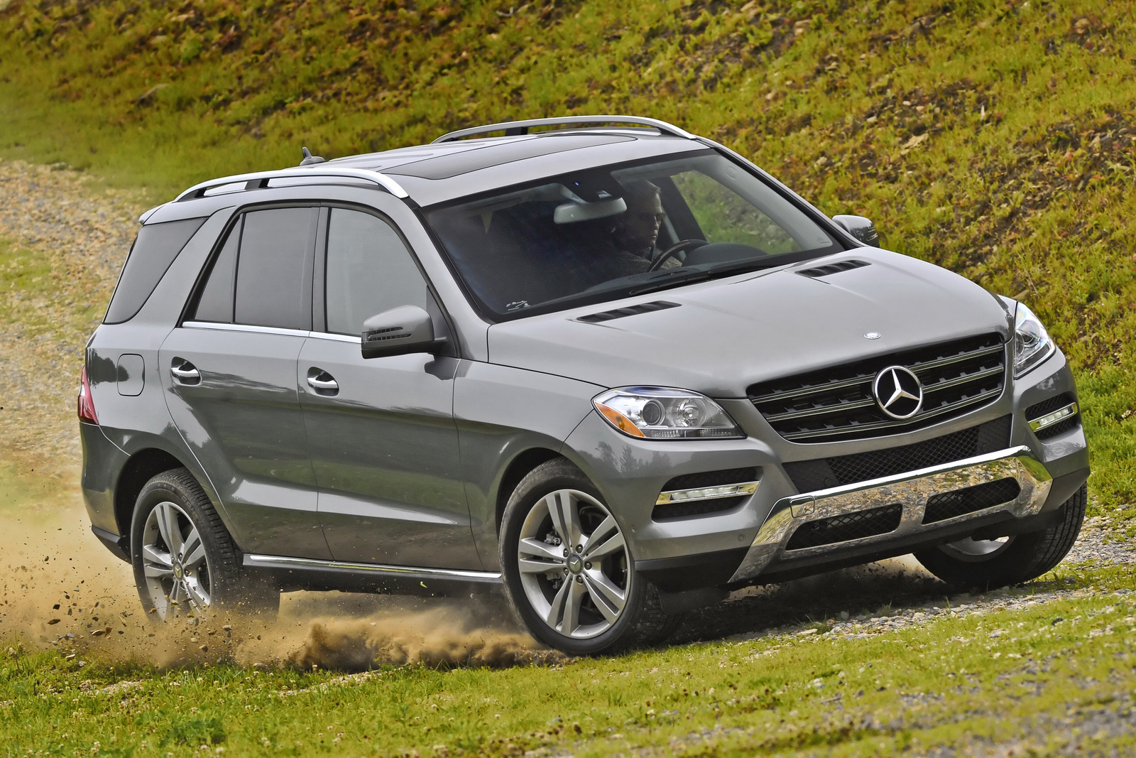 Car Design Curek: 2012 Mercedes-Benz M-Class New Photo Gallery
