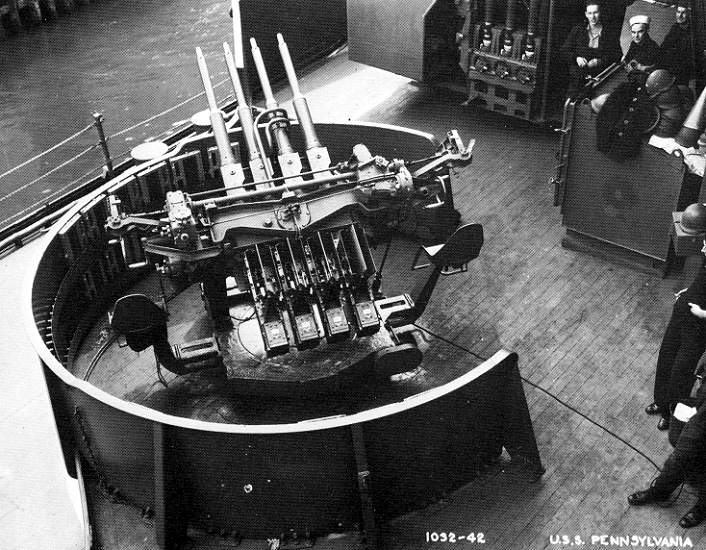 Naval Analyses: WARSHIPS OF THE PAST: USS Juneau (CL-119) anti-aircraft ...