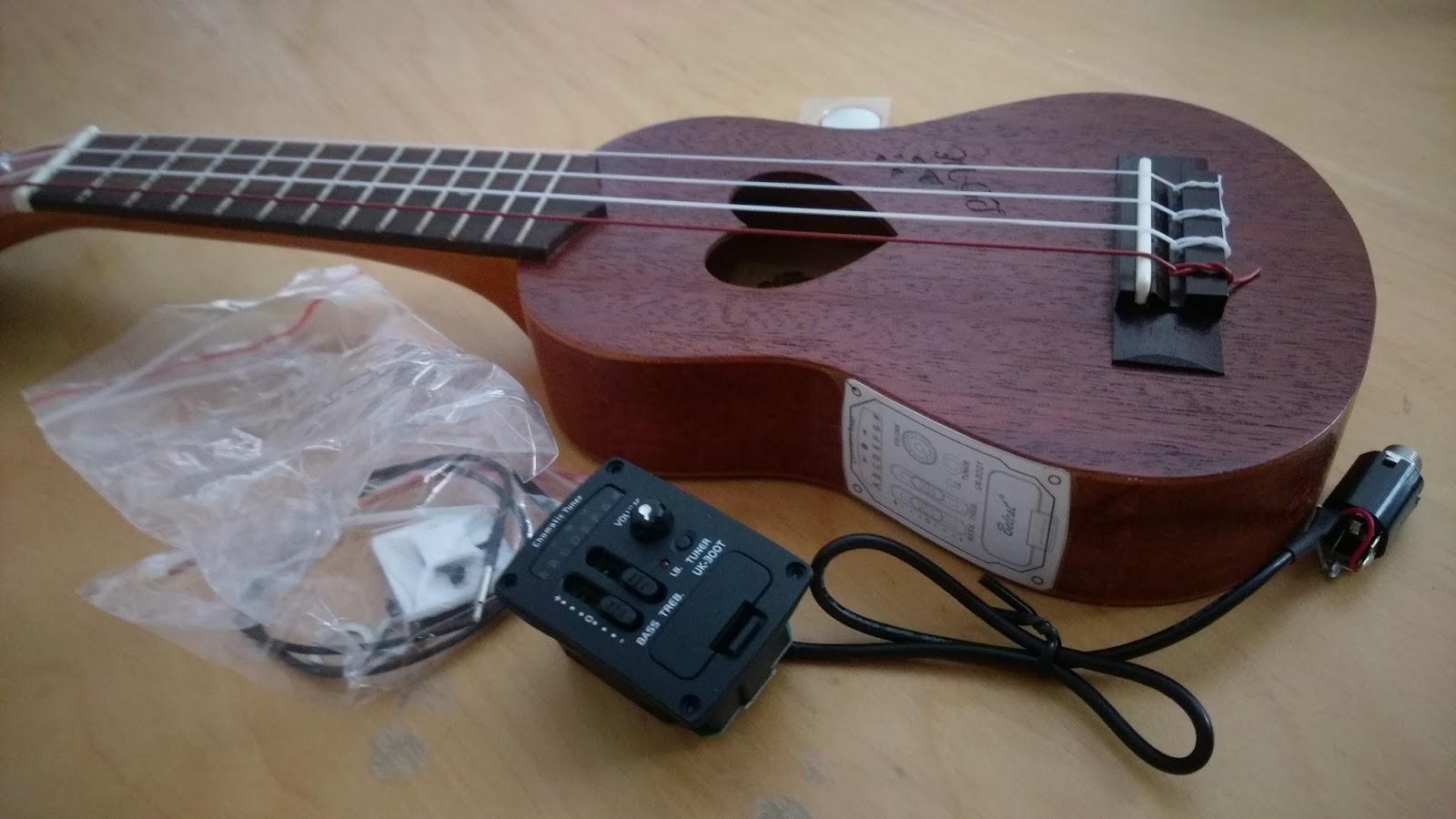 Oldfield's Inner/Outer World: Installing a pickup for my 17" ukulele