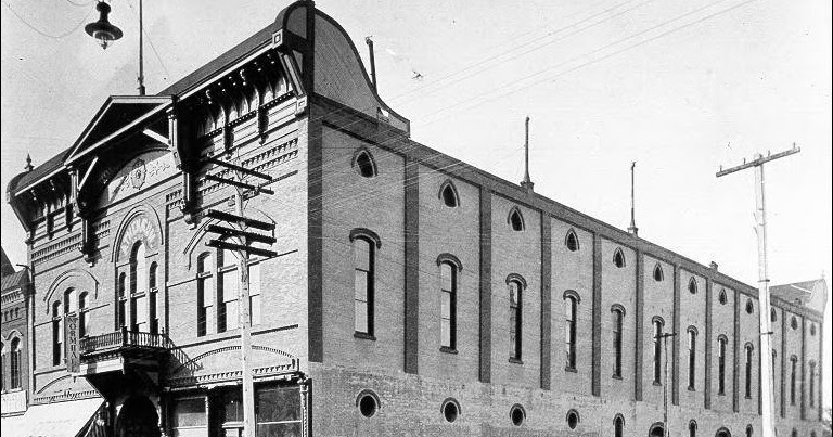 I See by the Papers...: THE JEWEL IN THE BOOMTOWN