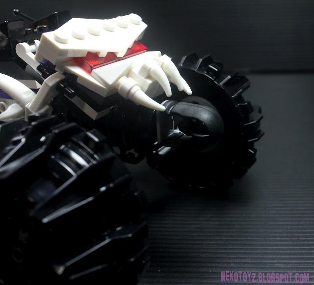 Neko Toyz: LEGO 2518 Ninjago Masters Of Spinjitsu: Nuckal's ATV Review