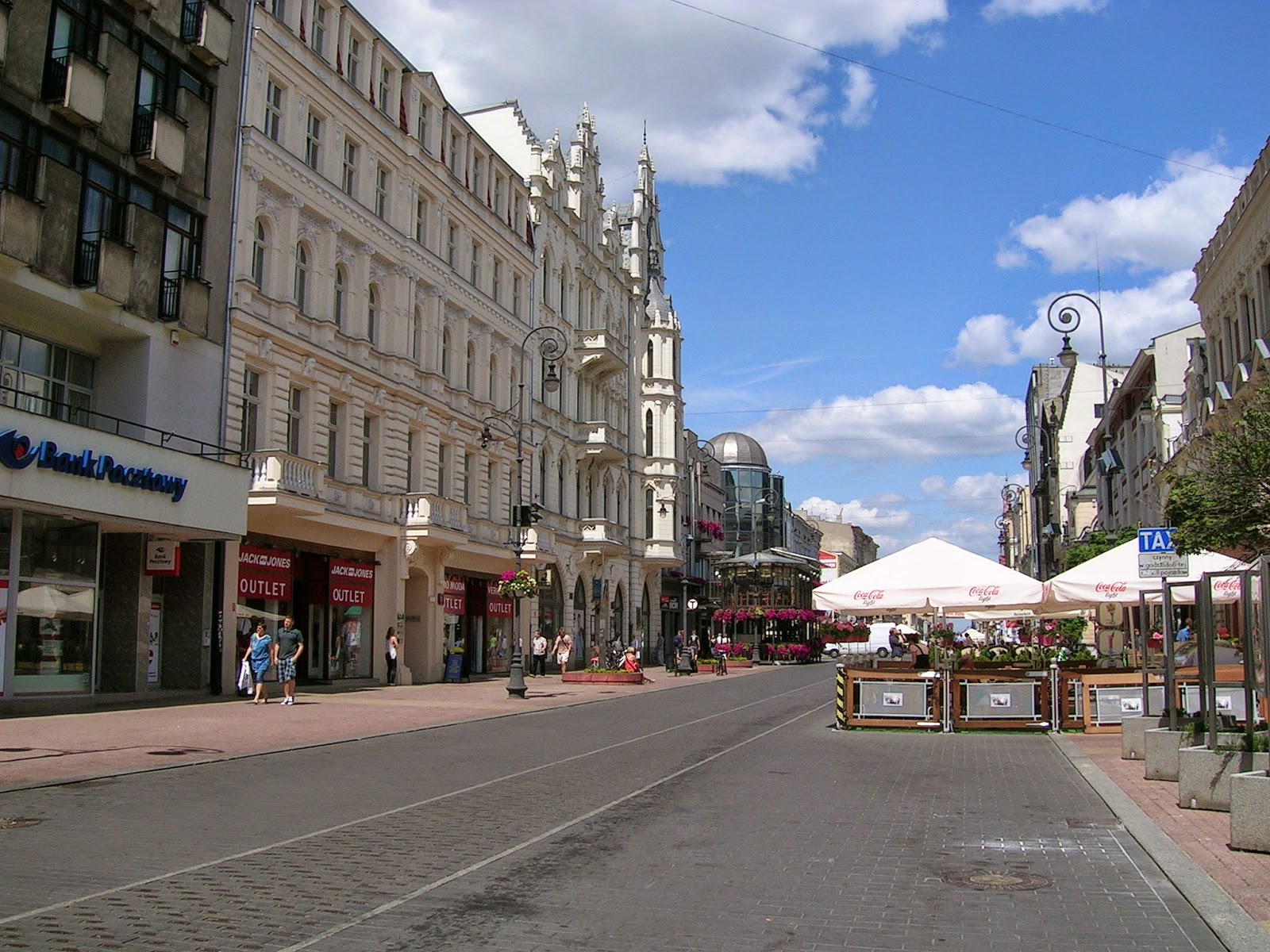 Polski uroków odkrywanie: Łódzkie: Piotrkowska w Łodzi wabi swoim ...
