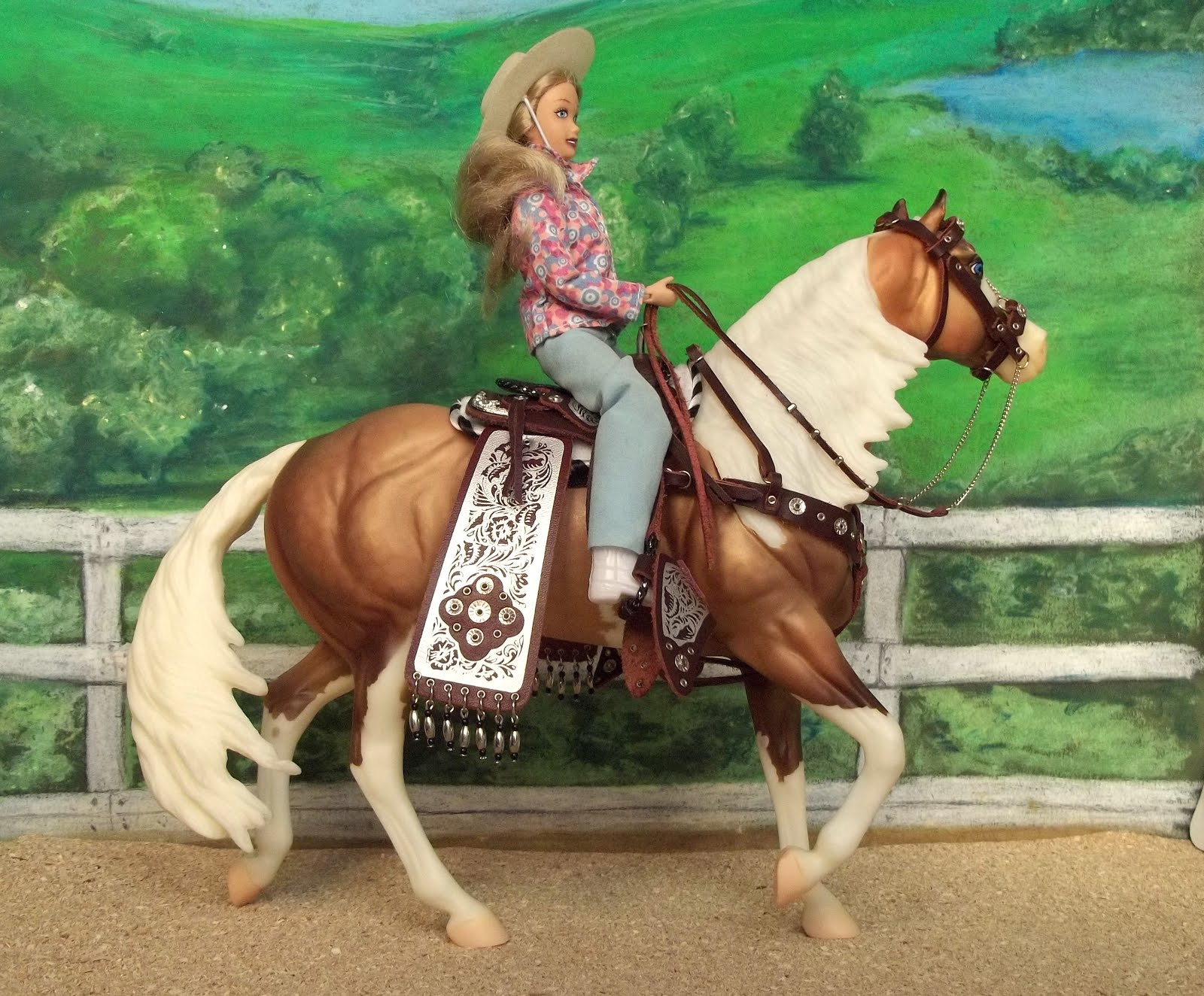 Fascynacje dorotheah: Breyer Traditional Western Parade Saddle Set 2052 ...