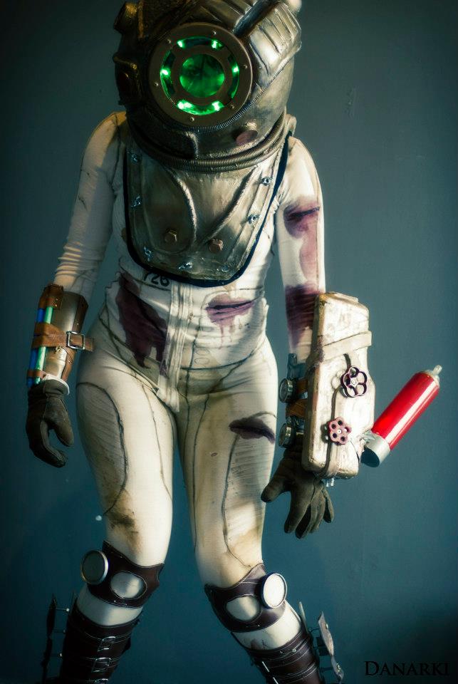 Chrix Design: Eleanor Lamb - Bioshock 2 Cosplay