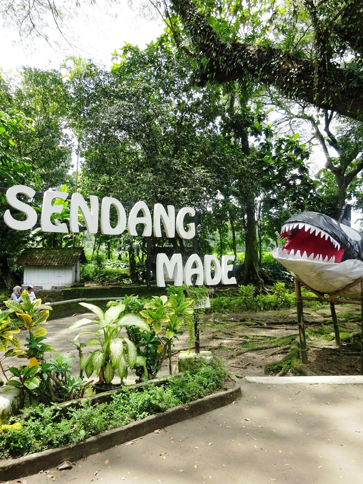 jombang city guide: Sendang Made : Petilasan Prabu Airlangga ...